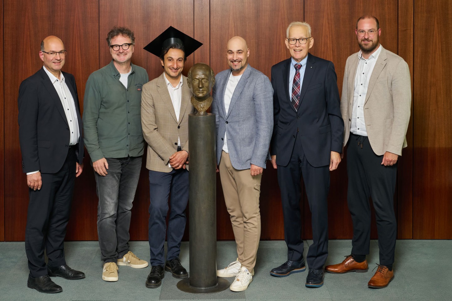 Laban Asmar promoviert zur frühen Validierung von Marktleistungsideen - Fraunhofer IEM